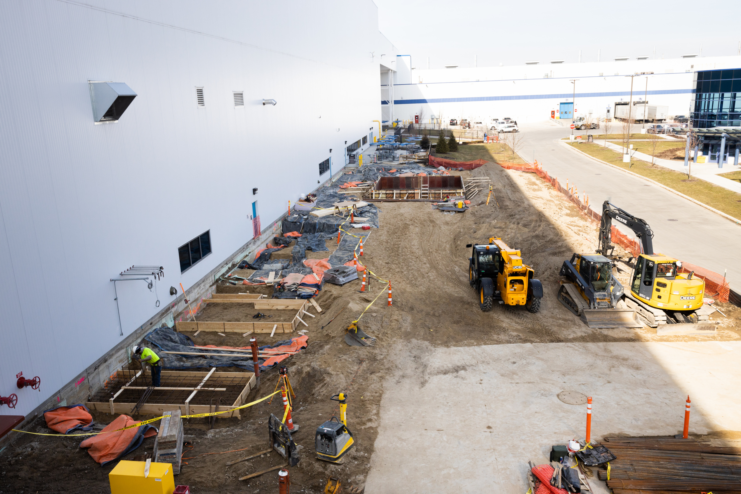 RTO installation on track at Mack - Stellantis4Detroit